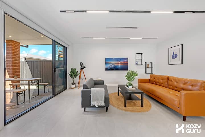 Kozyguru | Cobbitty | Brand New Stylish 4br House - Camden