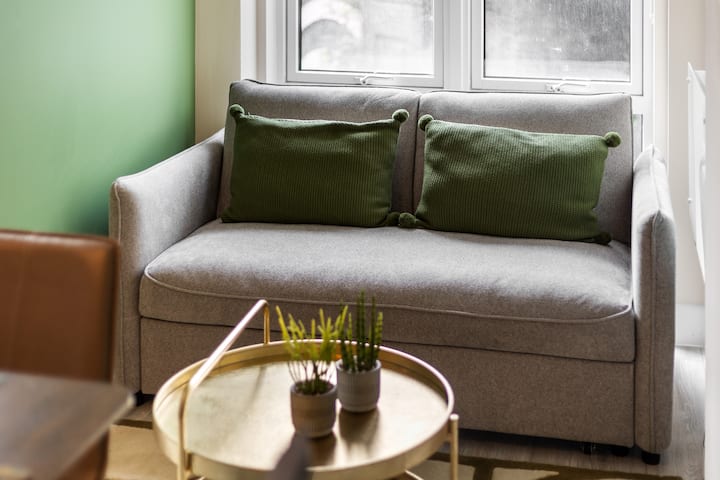 Stylish & Cozy 1br Apartment Getaway - London