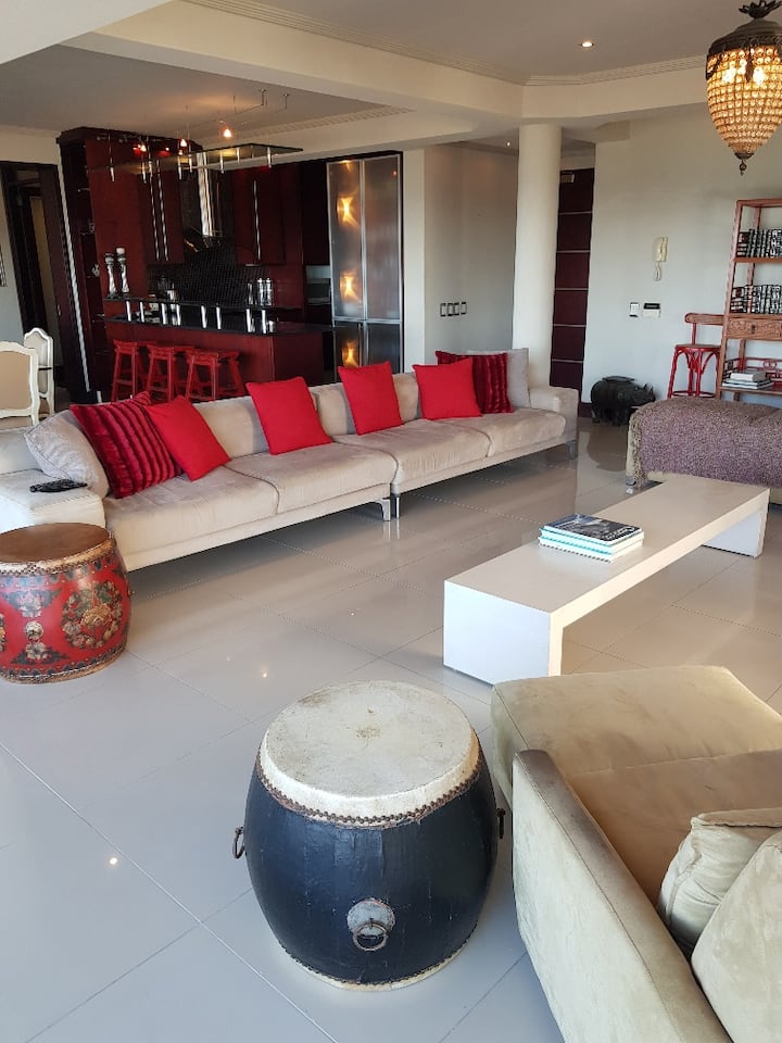 Whale Haven On The Cliff Paths - 허머너스