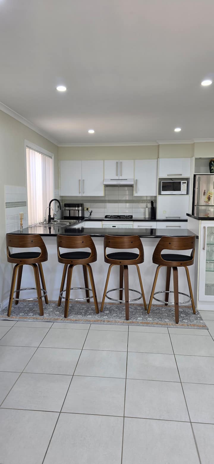 Modern 3br Home Near City/ Flinders/ Beach/ Marion - Adelaide