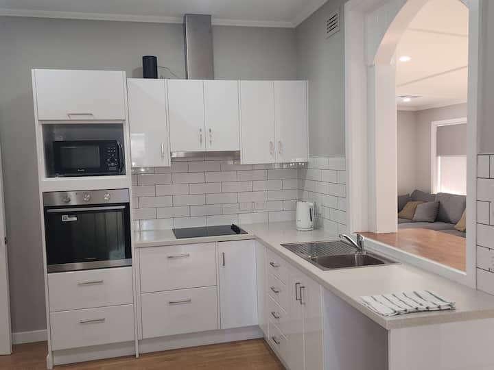 Stay On Pick

Mount Gambier/berrin, Australia - Mount Gambier