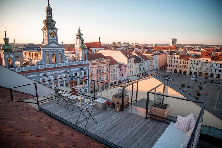 Art Room With Rooftop Dinner Or Breakfast - České Budějovice