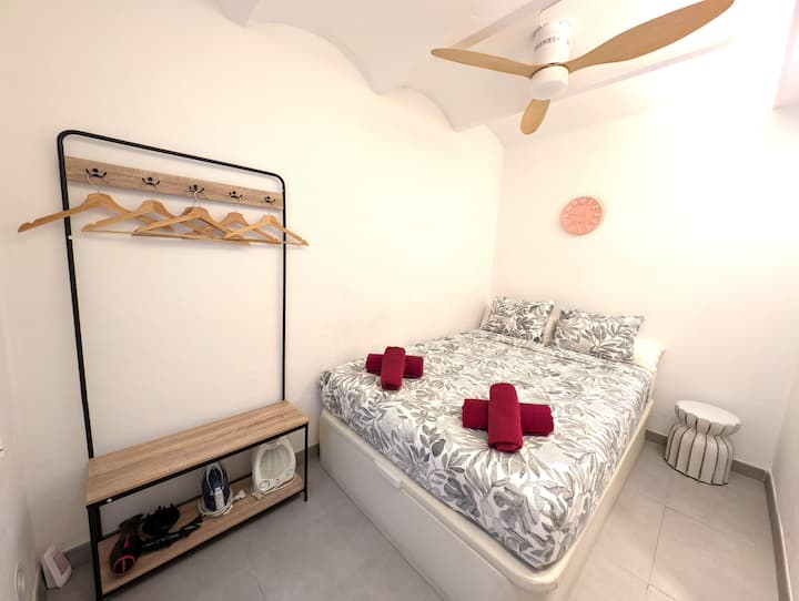 B2 Apartamento Delante Del Metro. - Molins de Rei