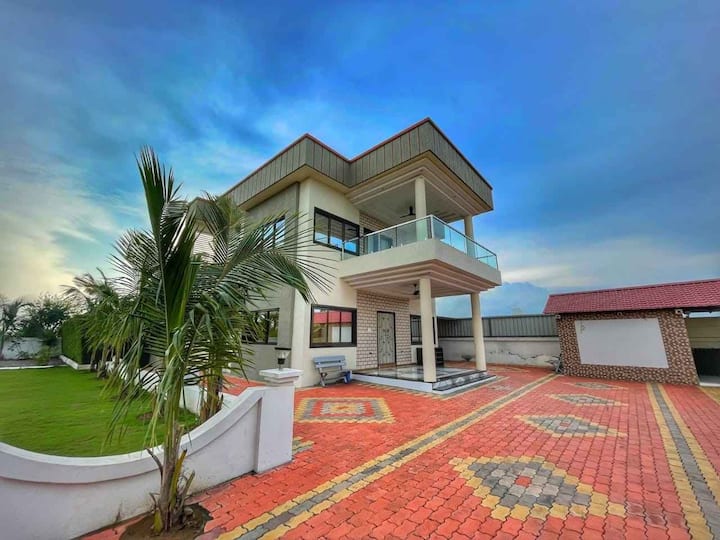 Partypatch Villa From Bookmyfarm - Surat