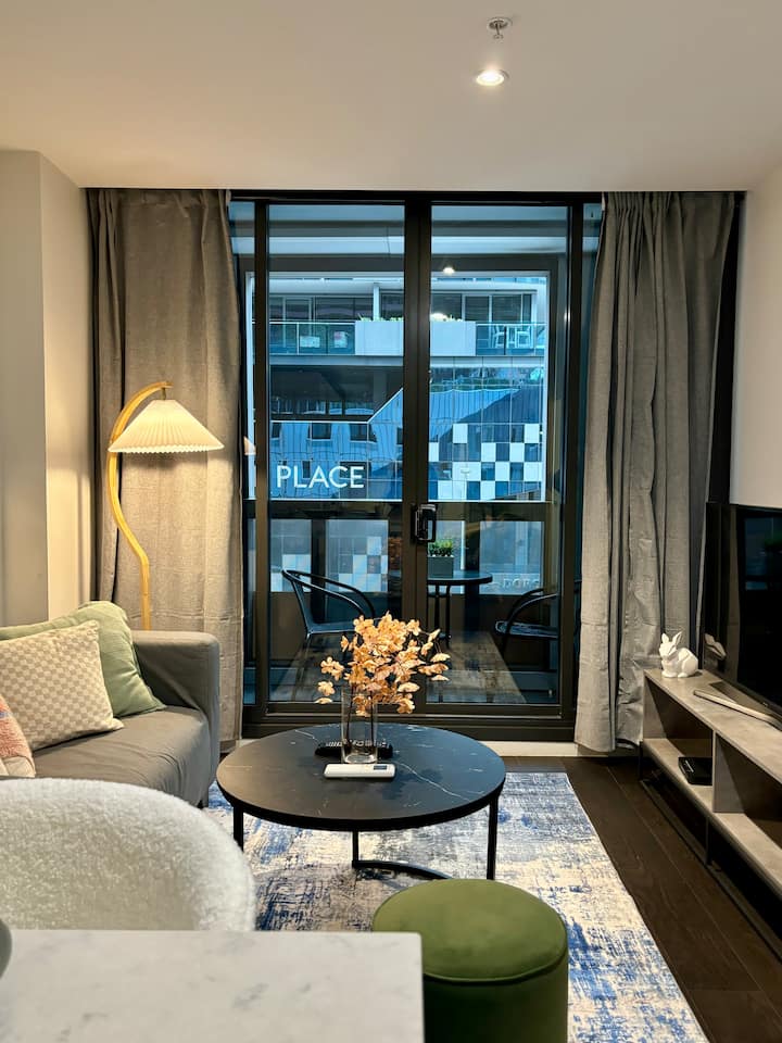 Prime Cbd 2b2b Next To Station, Shops + Pool & Gym - Melbourne