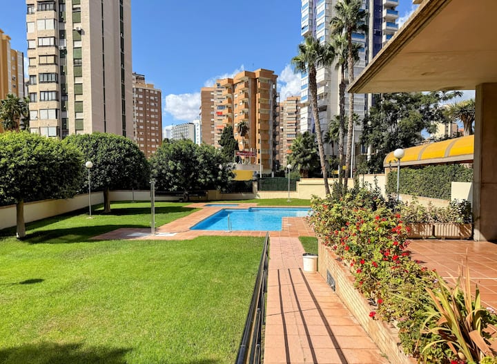 Apartamento Con Vistas Al Mar Y Parking Cubierto - Benidorm