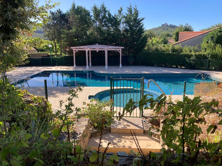 Petite Maison, Jacuzzi Privé, Et Piscine Commune - Brignoles