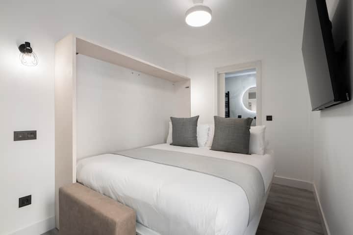 Dobo Castillo 2pax 1bth Gnd Floor - Pinto