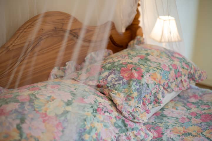 Comfortable Triple Room In Wild Heart Guest House - Cleethorpes