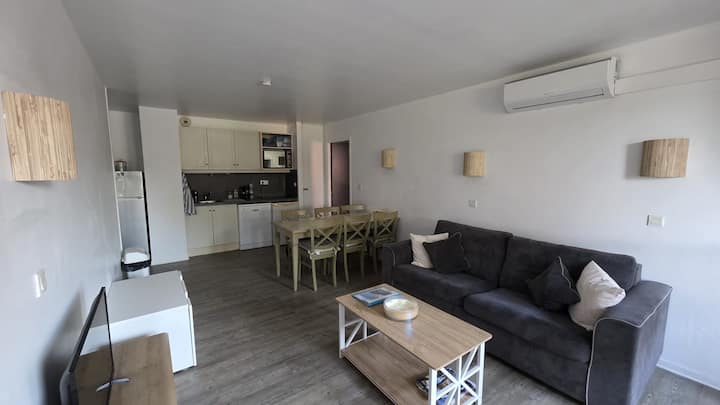 3 Pièces Au Milieu Des Golfs Avec Piscine. - Saint-Raphaël