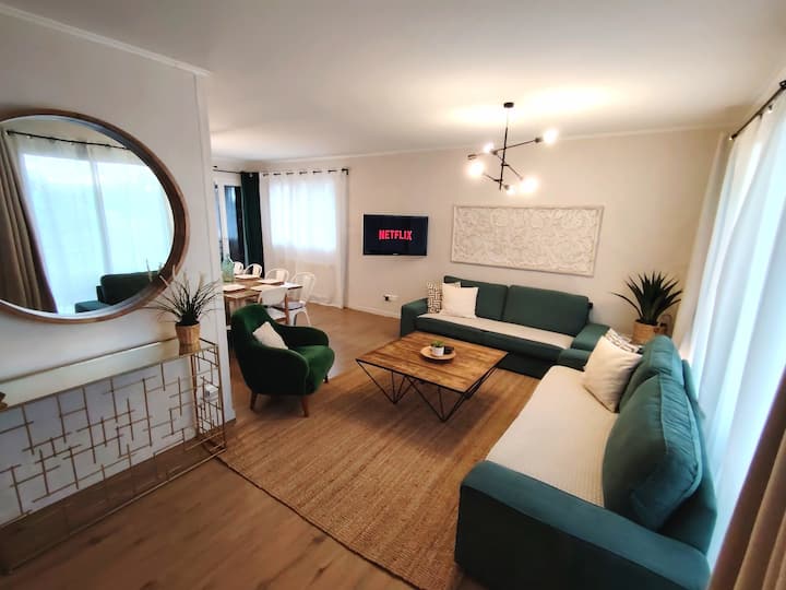 Gîte Piscine Intérieure Bourgogne Chablis 1h Paris - Auxerre