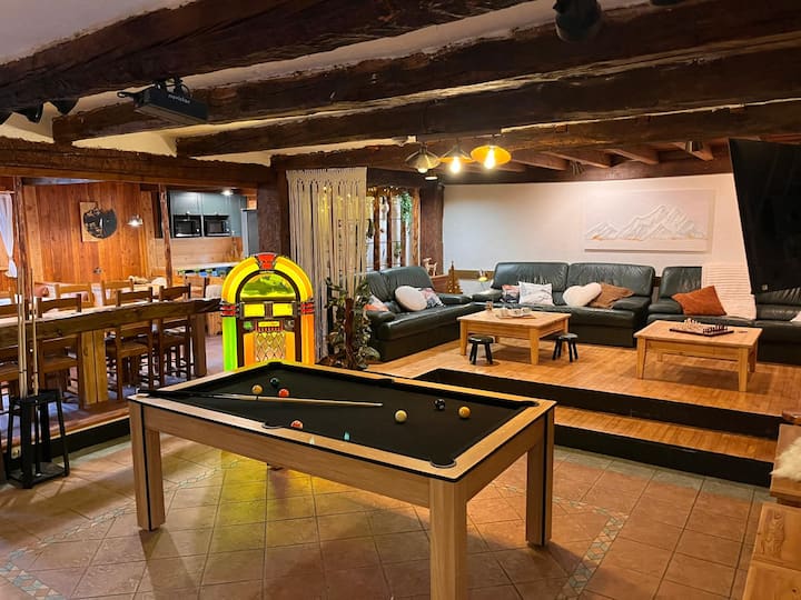 Loft 250m² • 18/24 Pers • Ski-in/ski-out • Confort - Vars