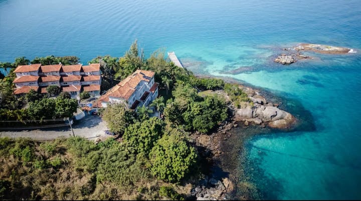 Casa Triplex Em Angra Com Vista Para O Mar - Ilha Grande