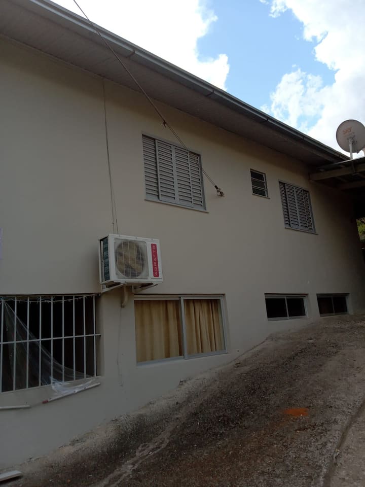 Porão Mobiliado, Localizado Perto De Ifc, E Senai. - Joaçaba