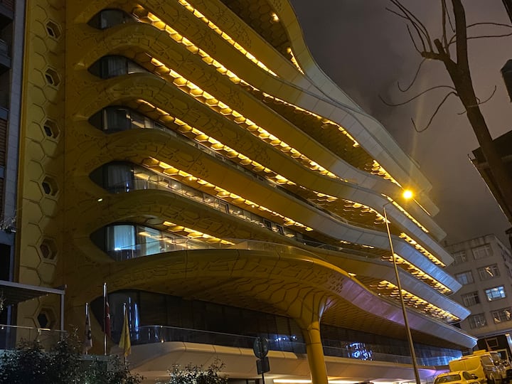 Taksim'e 7dk.balkonlu Daire - İstanbul