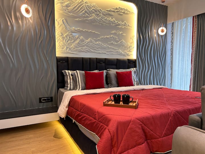 Elite Lounge|luxe Suite|near Airport|55” Smart Tv| - Pune