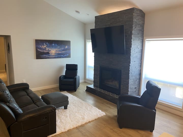 Modern And Brand New Stunning 3 Bed 2 Bath Home - Duluth, MN