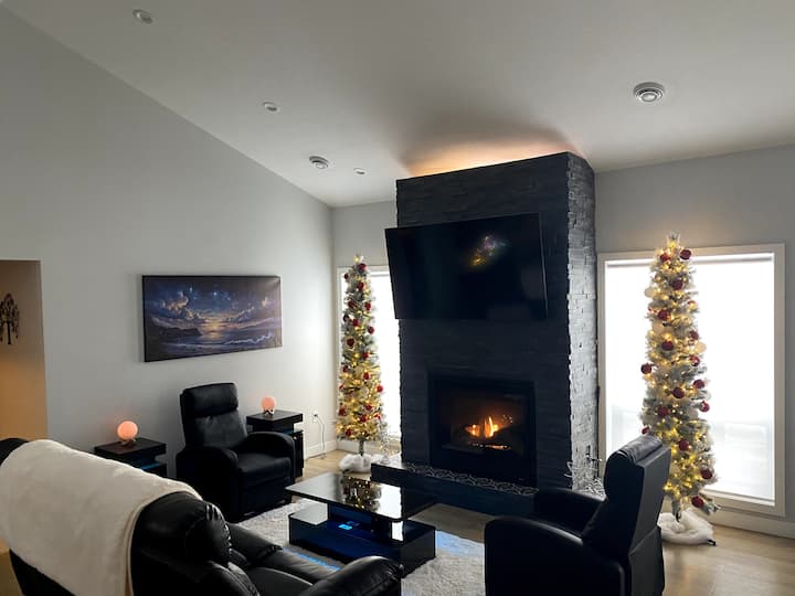 Newly Built Stunning 3 Bed 2 Bath Home. - Duluth, MN