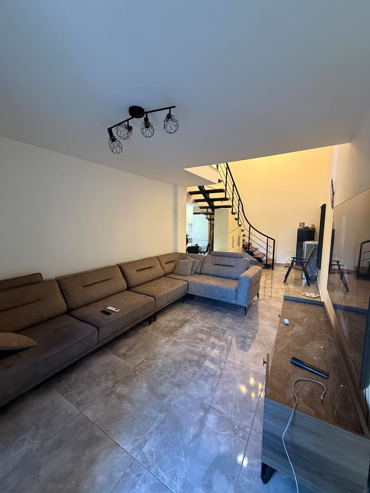 Girne Alsancakta Dubleks Daire 4+1 - Girne