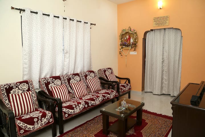 "Le Rodrigues" Homestay - Coimbatore