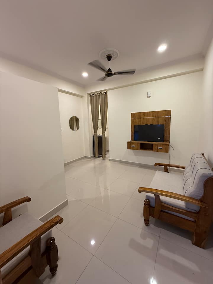 Bloom Suite Premium-1bhk 10min From Rgi Airport - Hyderabad