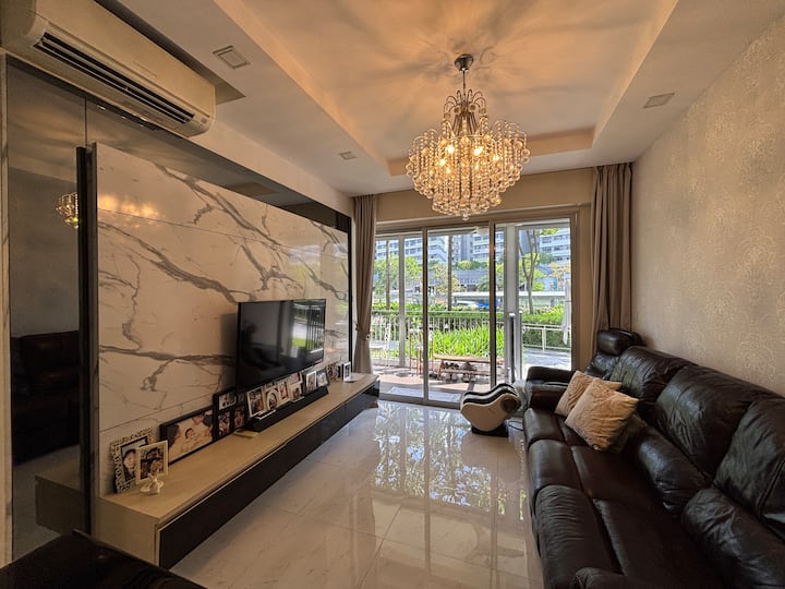 Garden View Apartment With Nice Patio Entrance - Singapore