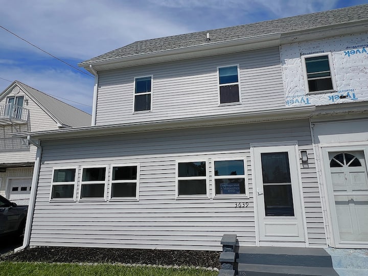 "Pony Pass" - Pet Friendly Stay On Main St! - Chincoteague, VA