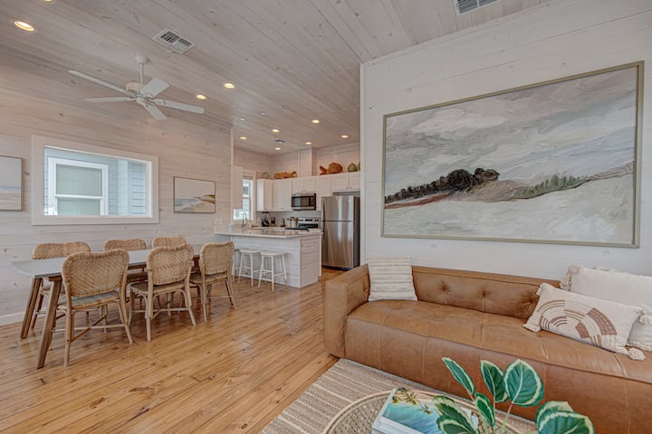 Short Walk To Beach, Private Pool, 3br, Ev - Port Aransas, TX