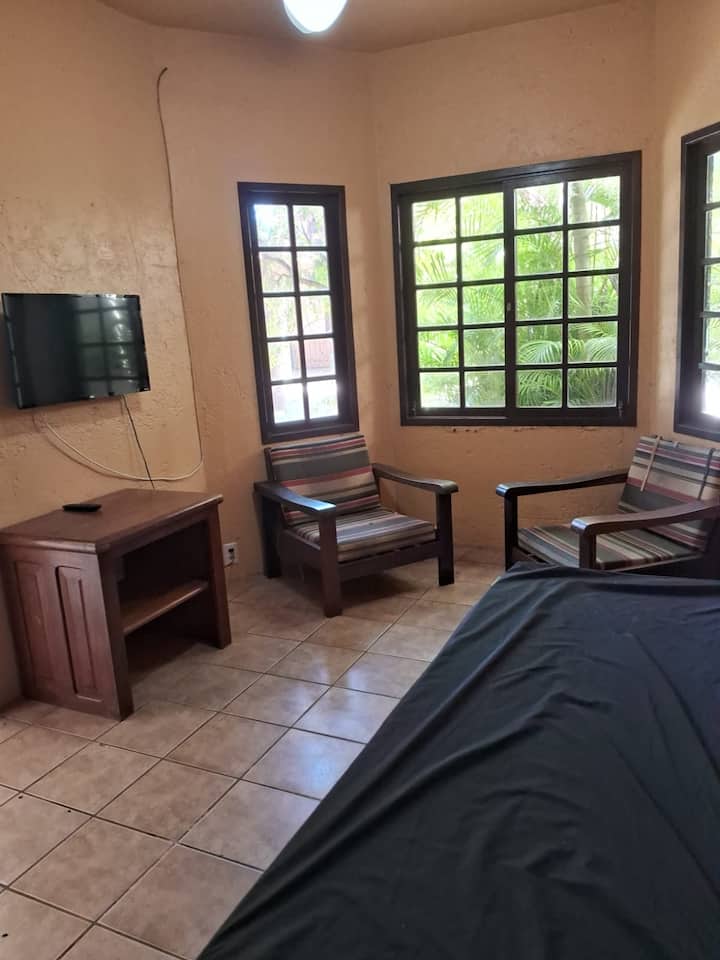 Casa De Três Quartos Mobiliadas Na Praia Ferrugem - Garopaba