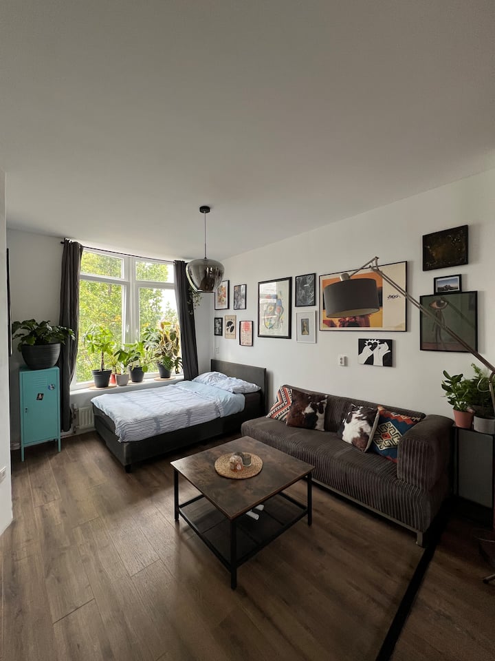 Modern Studio Apartment | Stylish & Central - Zaandam