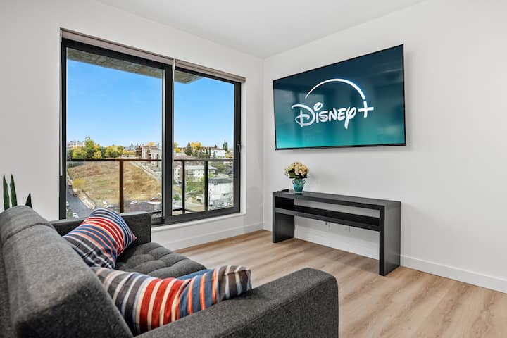 ᯠ Skyline High Floor Suite•free Parking•bridgeland - Mount Royal University