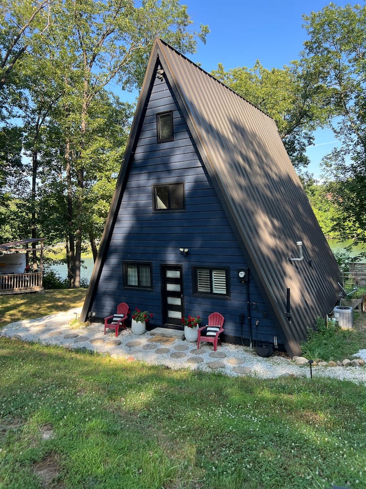 Venado Cabana: Lakeside Aframe In Illinois. - Illinois