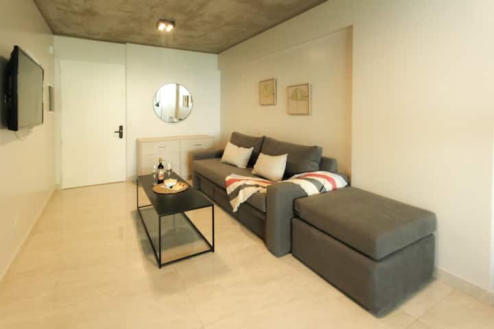 Nuevo En Palermo Para 4 Con Balcon Y Mucha Luz - Argentina