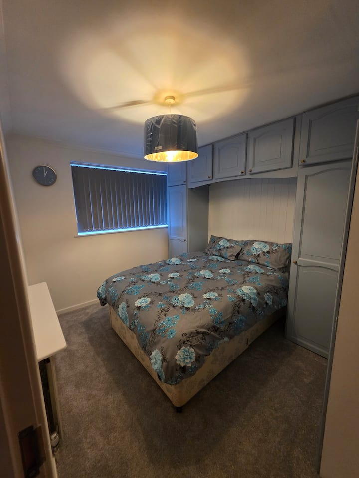 Near Town 3 Bed Room House With Free Parking - Nottingham