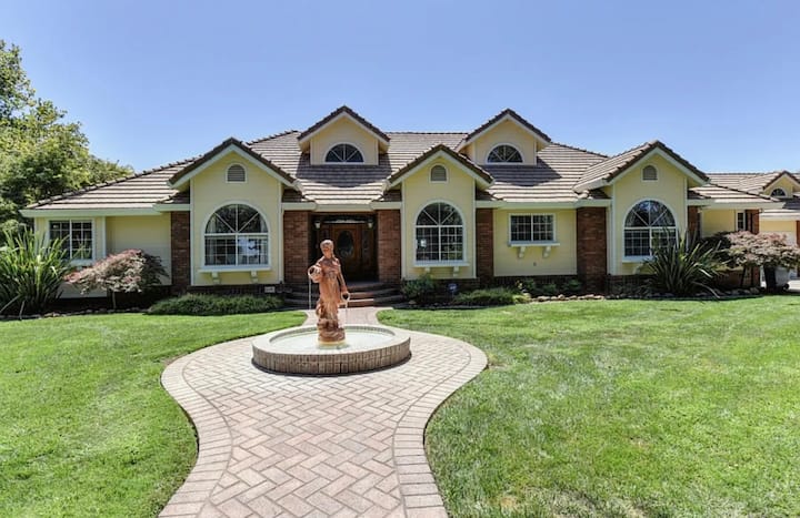 Farm House Allows Horses - Elk Grove, CA