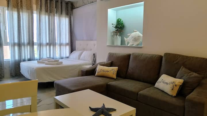 Estudio En La Colina Con Piscina Y Jardines - Torremolinos