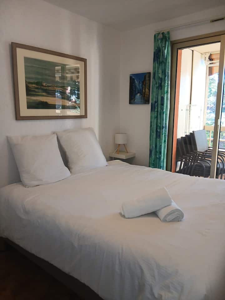 Charmant Appart Avec Terrasse Proche Port - Plage de Porquerolles