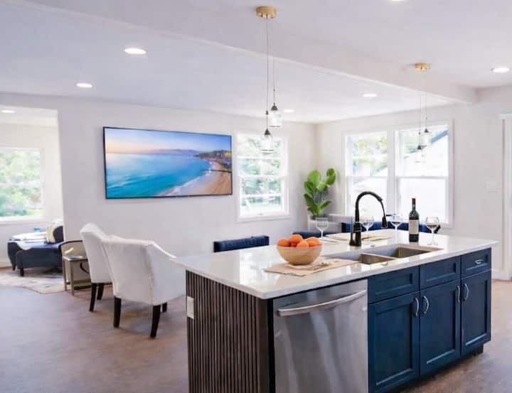 Spacious Family Home W/ Patio & Games - Jacksonville, FL