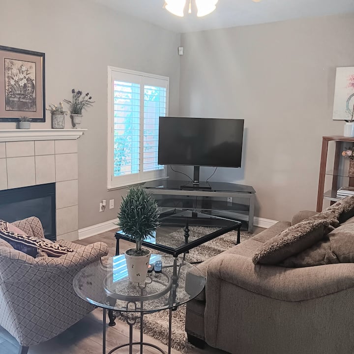 Wine Country Spacious 3-bed 2.5 Bath - Lodi, CA