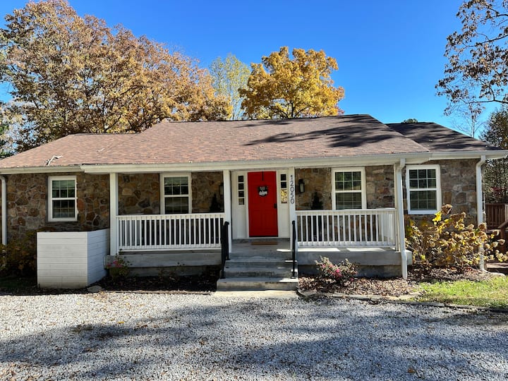 Little Mtn Retreat #2 - Family & Pet Friendly - Lookout Mountain, GA