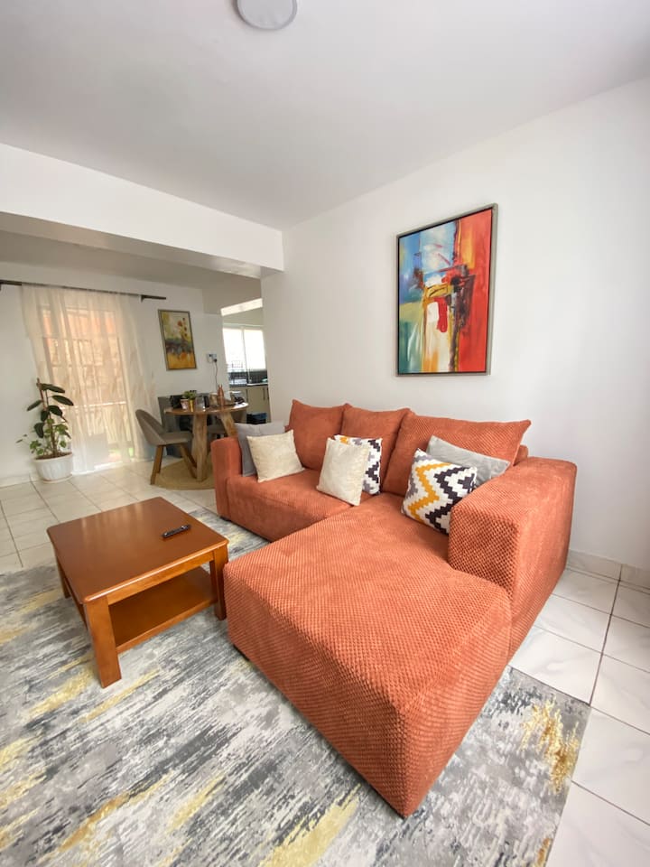 Modern Garden Apt L Fast Wifi L Workspace L Pool - Nairobi