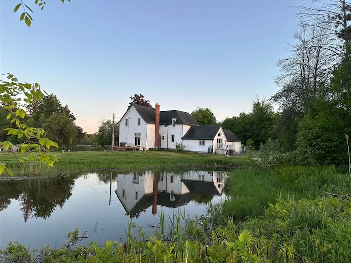 Garden City Farm: The Pigeon Room - Ottawa