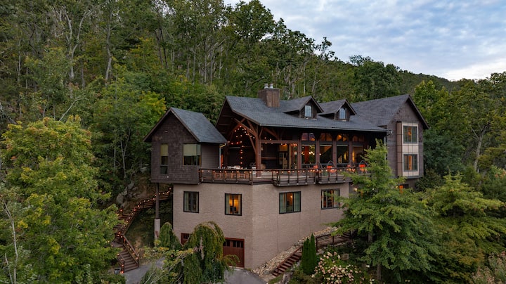 Ultimate Mountain Retreat - Views, Spa, Gym, Golf - Asheville, NC