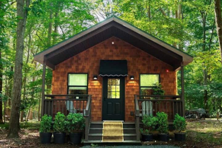 2-bedroom Beechwood Cottage - Greenport, NY