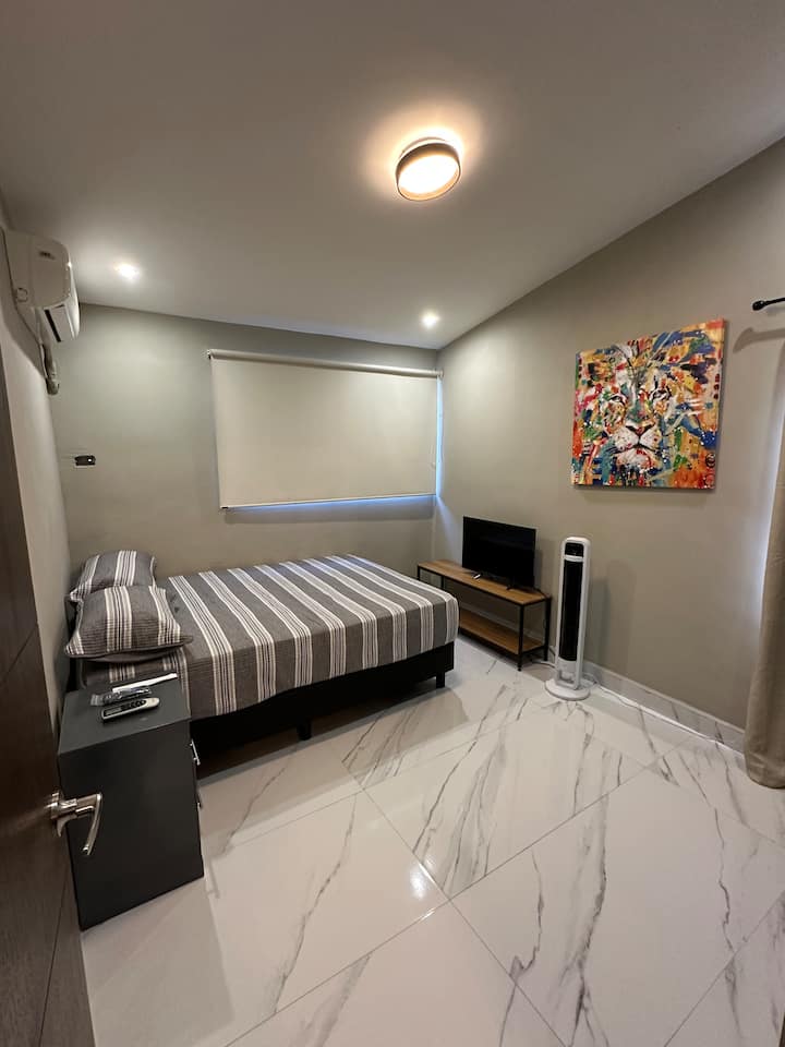 Departamento Moderno Cómodo Y Equipado - Monterrey