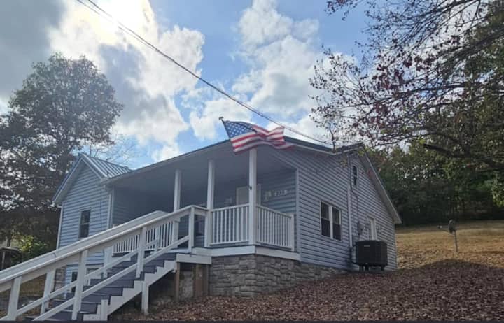 Mountain Charm 2br House Close To Dwntn Cumberland - Cumberland, MD
