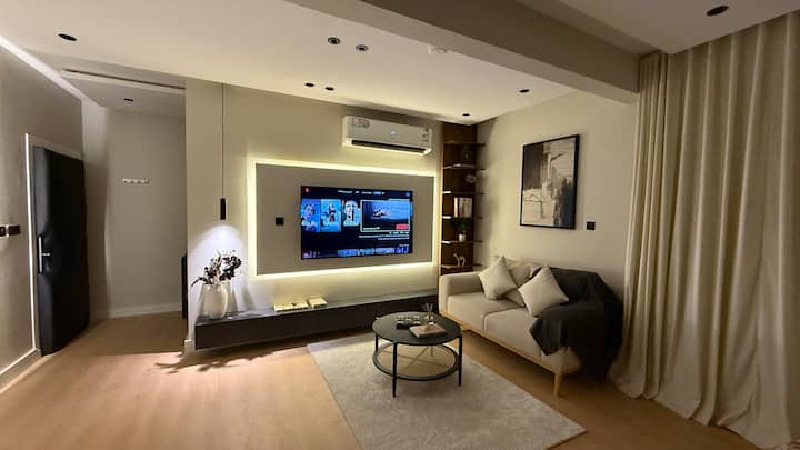 Luxury Apartment + Outdoor Seating - Riyadh