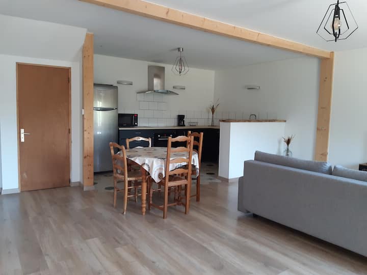 Appartement 2/4 Adultes Neuf Au Calme - 가프