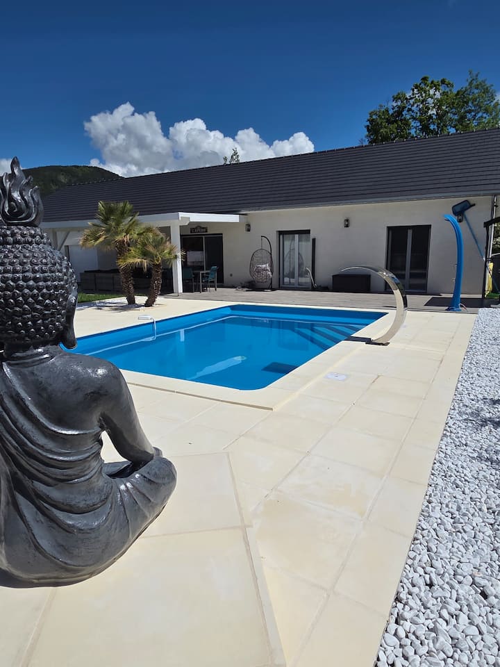 Maison Neuve Avec Piscine - La Mure