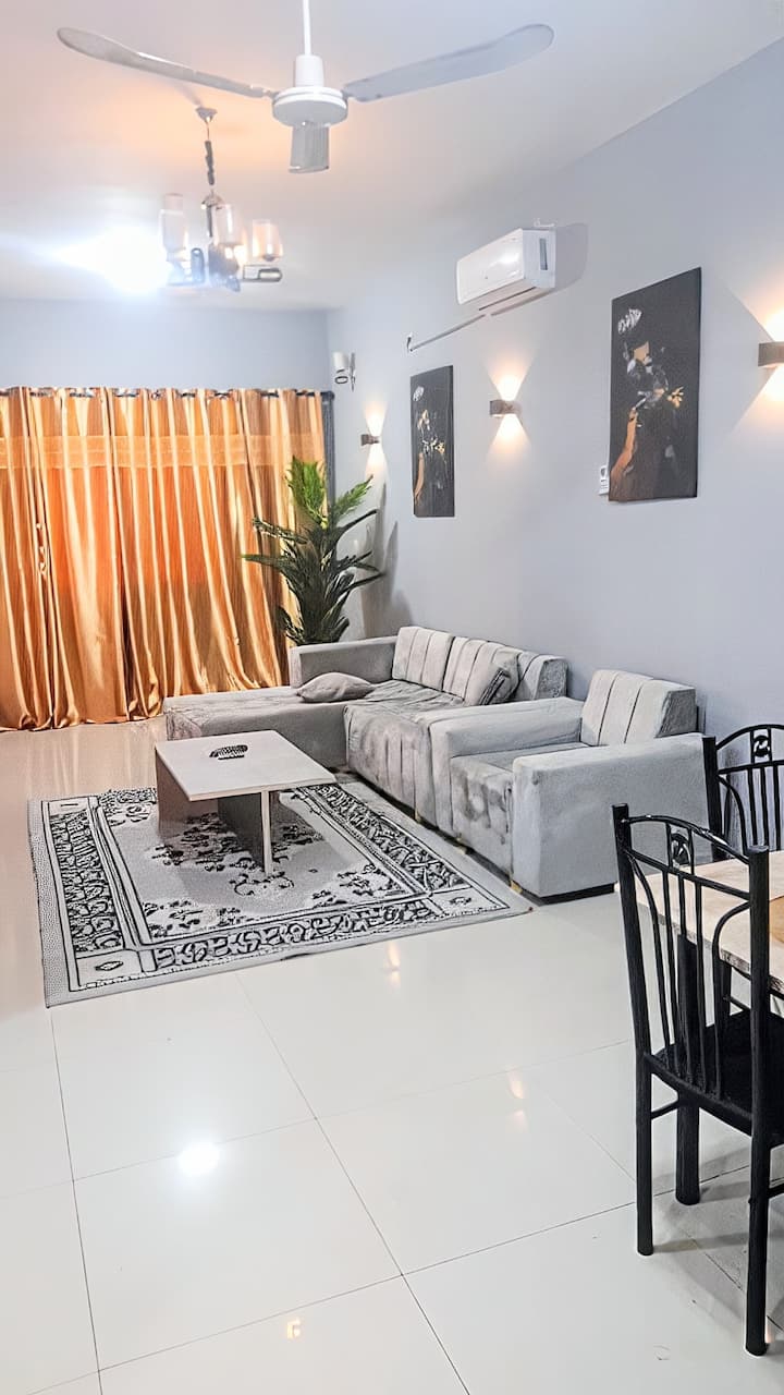Appartement Moderne Panneaux Solaires Golf, Bamako - Bamako